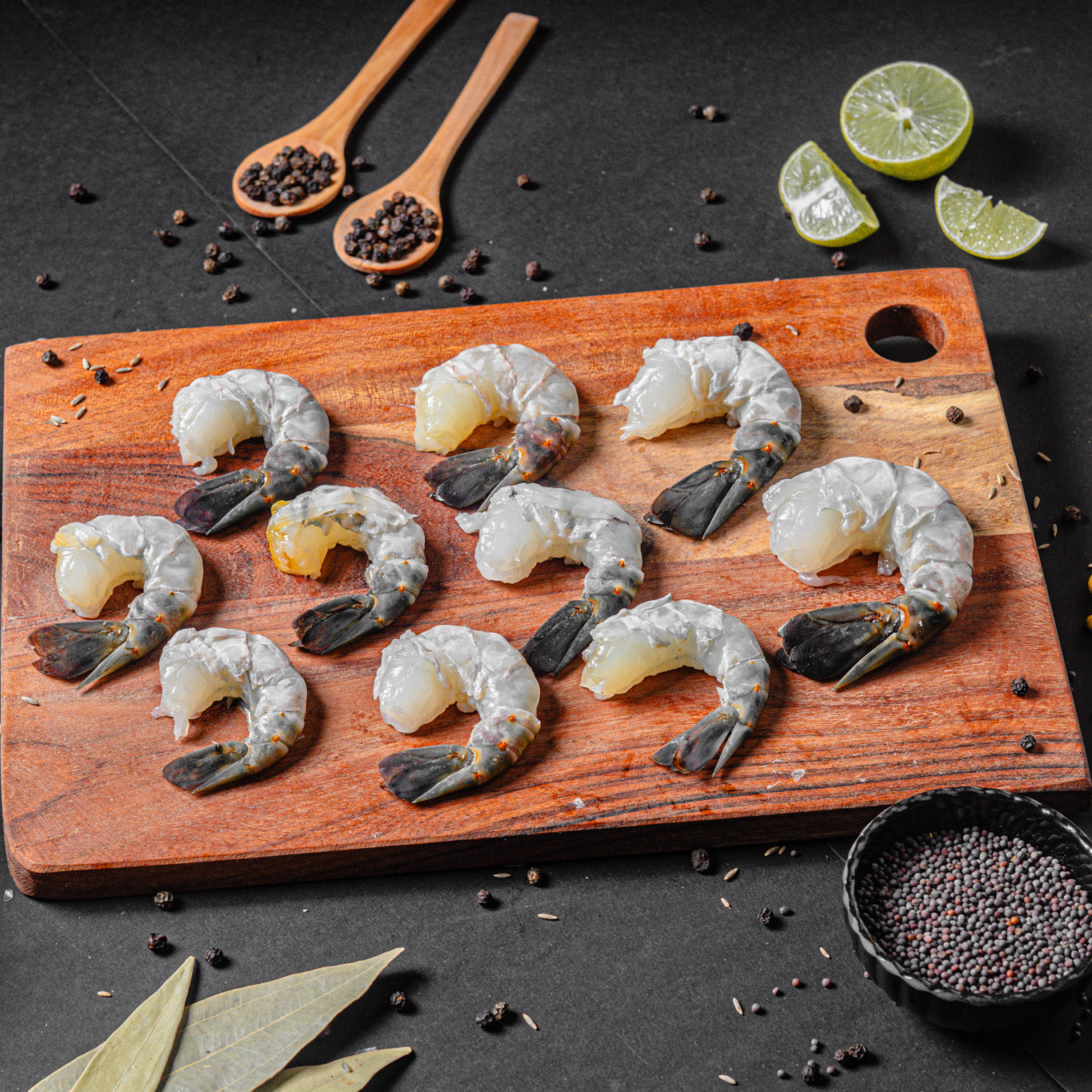 Buy Fresh & Cleaned Prawns Online in Various Varieties - Dam Good Fish