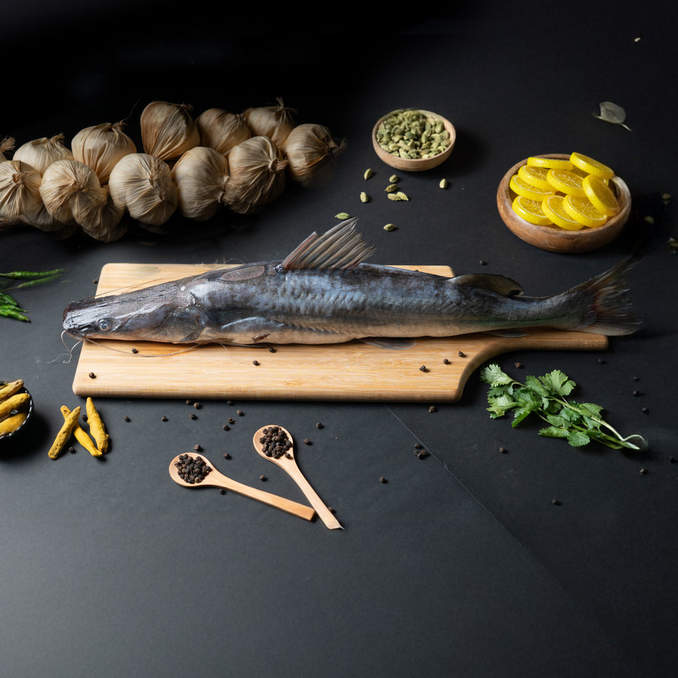 Singhara (Aar) Fish Curry Cut w/o Head Nt. Wt. 500g (5-7 pcs) – Dam ...